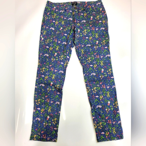 Lord & Taylor | Jeans | Lord Taylor Skinny Floral Print Jeans Petite ...